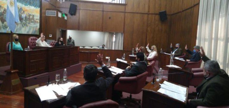 Declaran de Interés Legislativo al libro “Agüero: sus raíces, su legado ... Declaran de Interés Legislativo al libro “Agüero: sus raíces, su legado ...